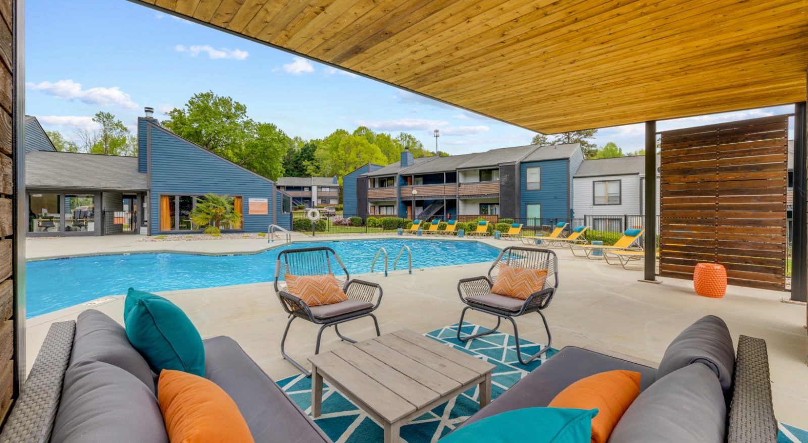 move-in ready apartments near Independence Shopping Center - The Tatum